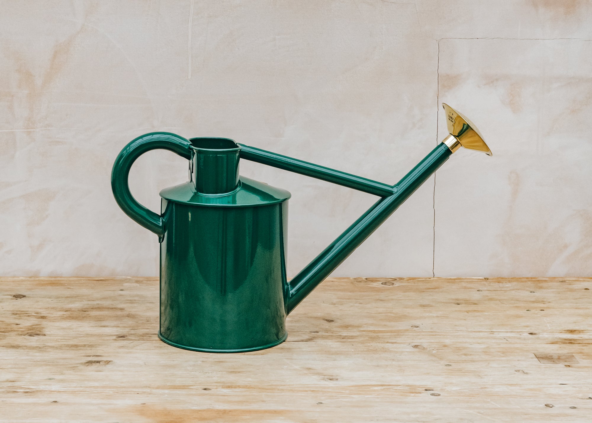 Haws Bearwood Brook Watering Can in Green 4.5l | Burford Garden Co.