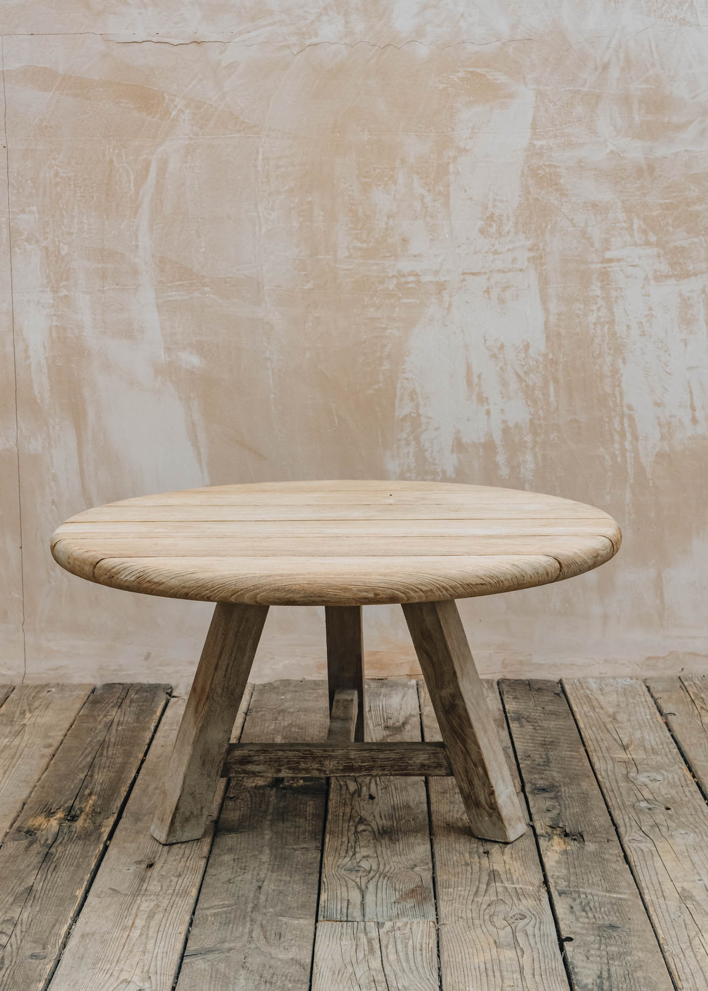 Gommaire Anton Large Teak Coffee Table in Natural Grey – Burford Garden Co.