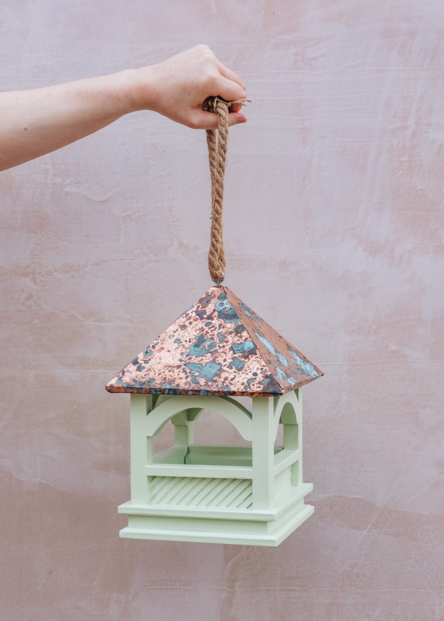 Bempton Hanging Bird Table – Burford Garden Co.