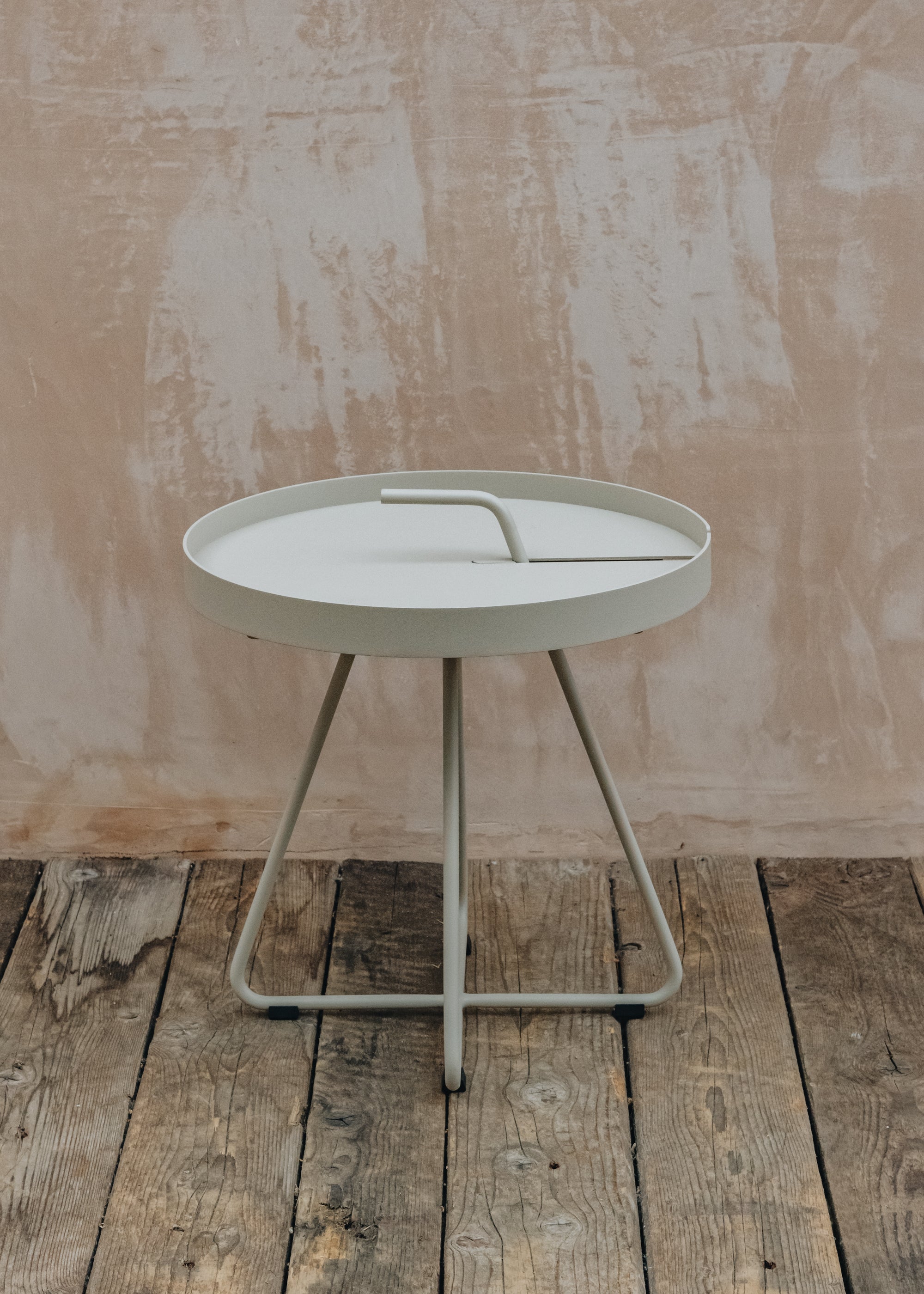 Byron Side Table in Mocha – Burford Garden Co.