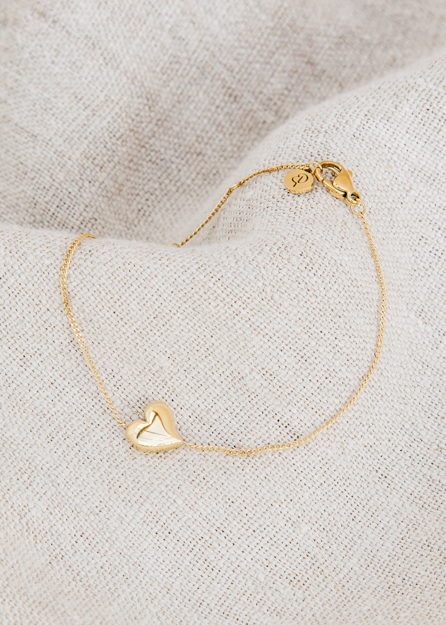Amorina Bracelet in Gold – Burford Garden Co.