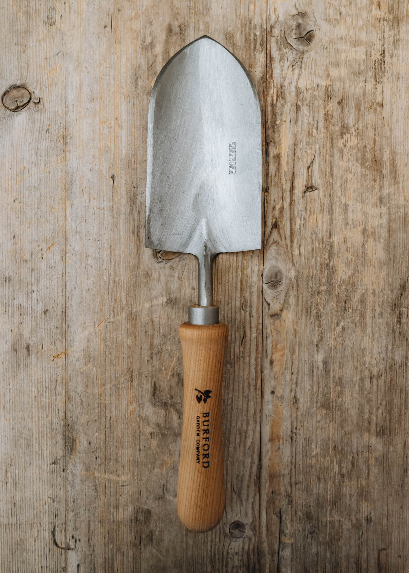 Sneeboer Kappe Trowel with Cherry Handle | Burford Garden Co.