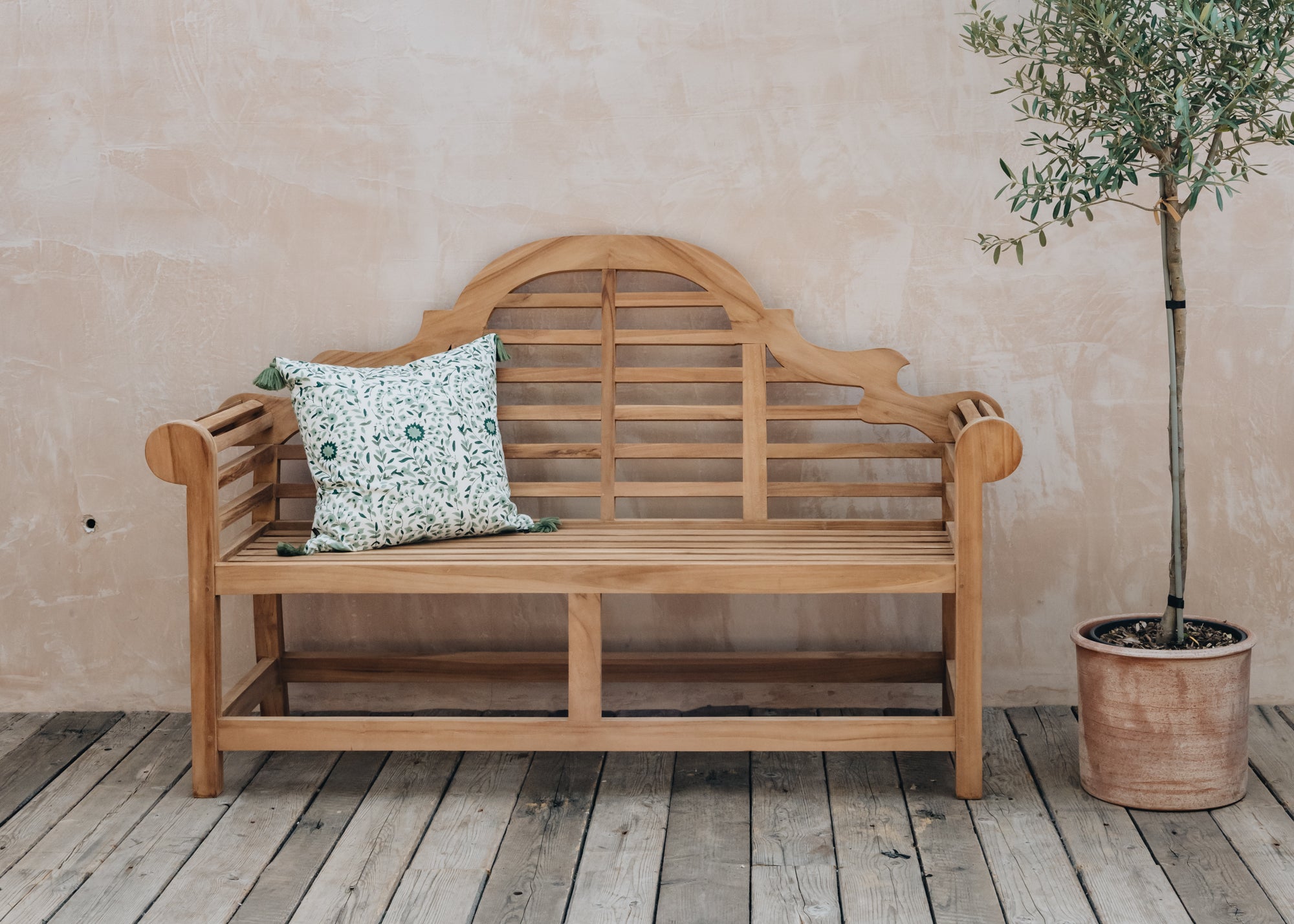 Bramblecrest Lutyens Teak Bench | Burford Garden Co.