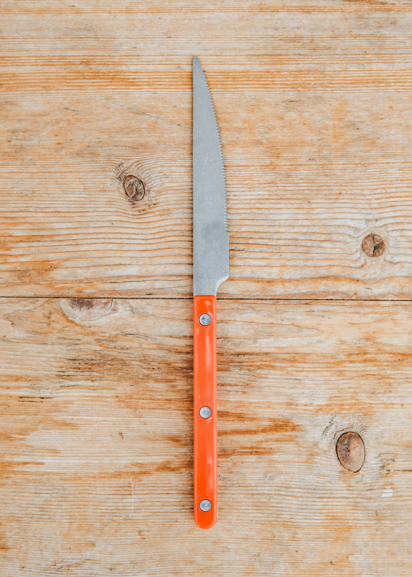 Sabre Paris Vintage Bistrot Dinner Knife in Orange – Burford Garden Co.
