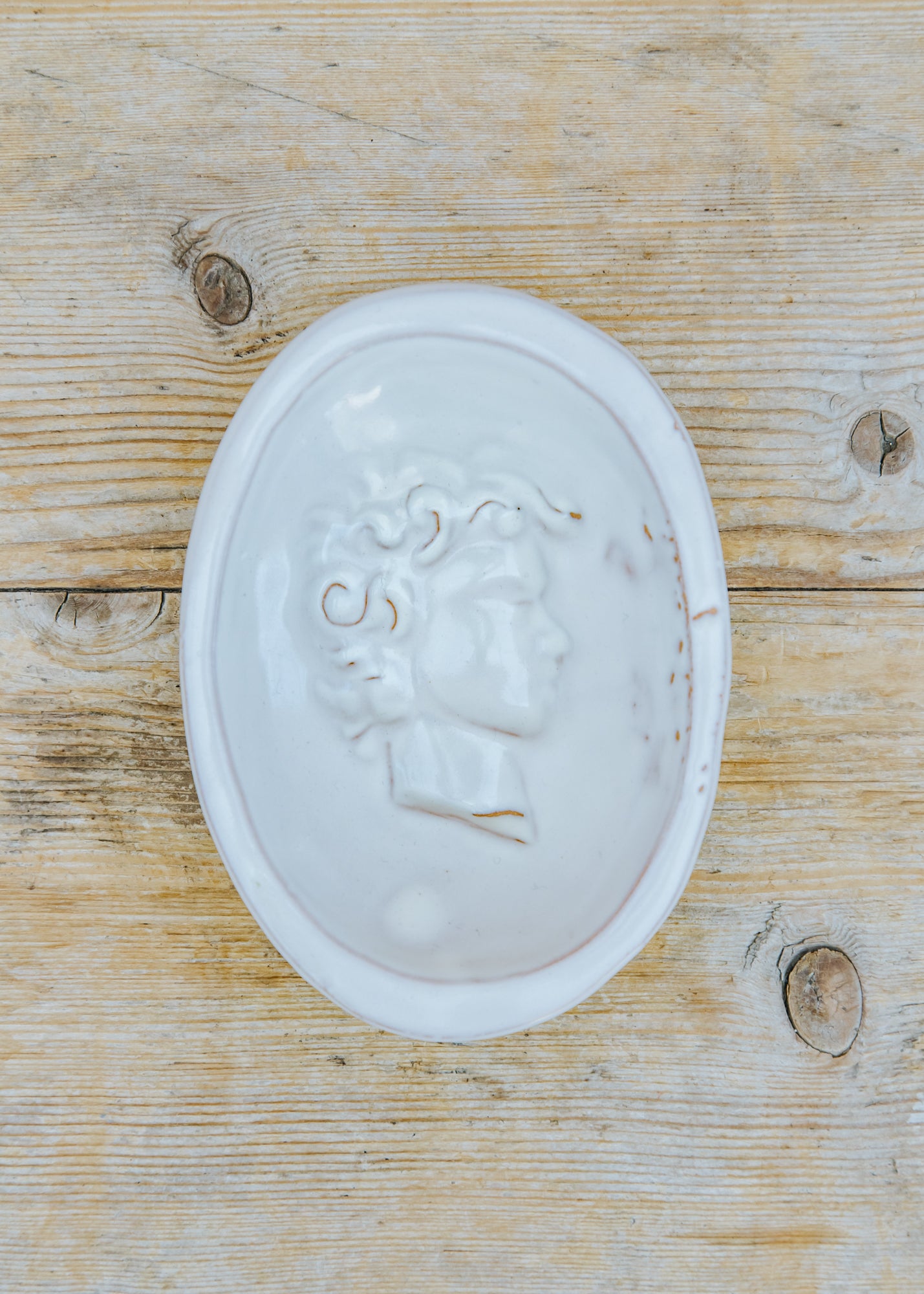 Venetico Marina Men's White Soap Dish | Burford Garden Co.