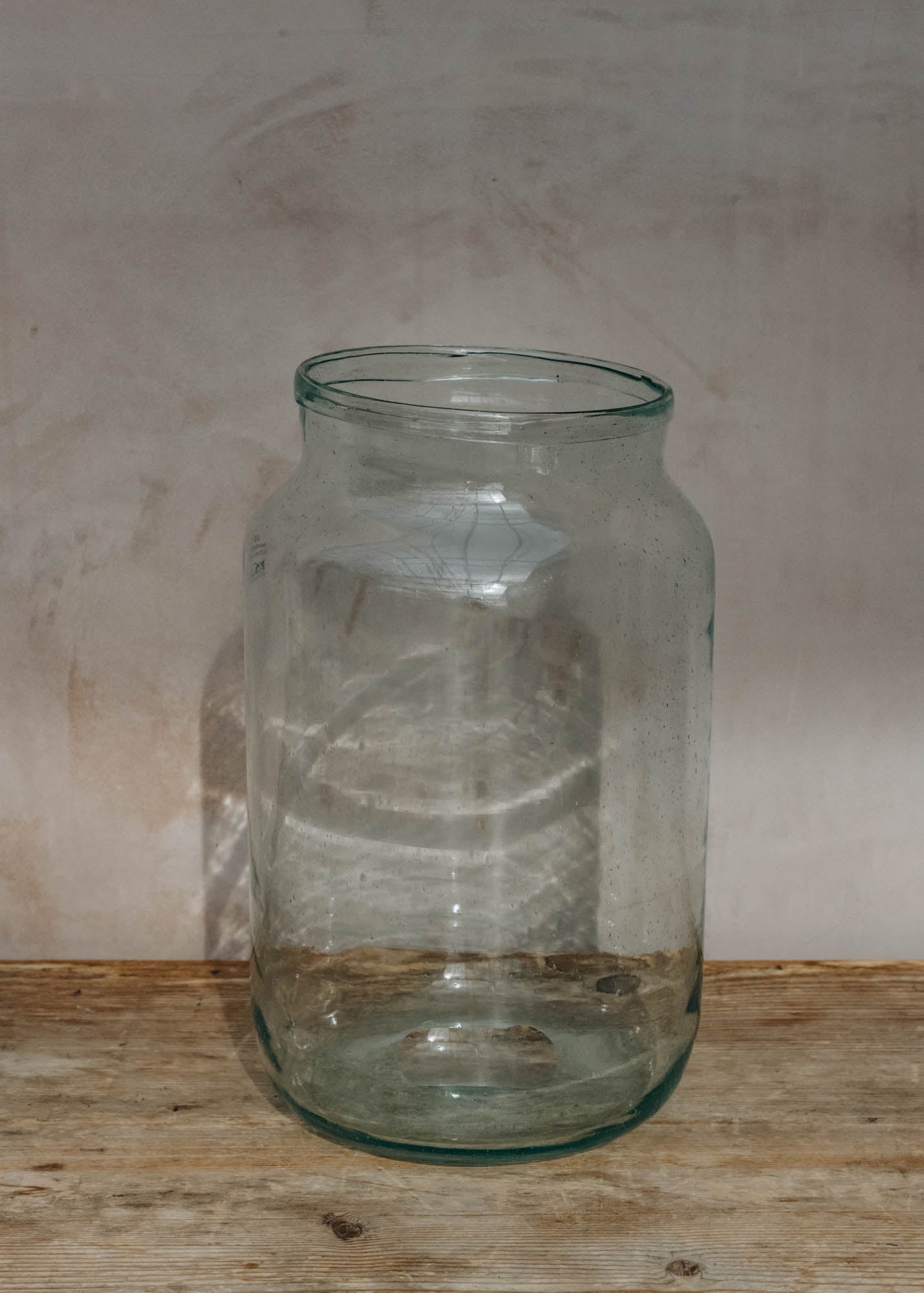 Vienne Transparent Vase, 30x18cm | Burford Garden Co.