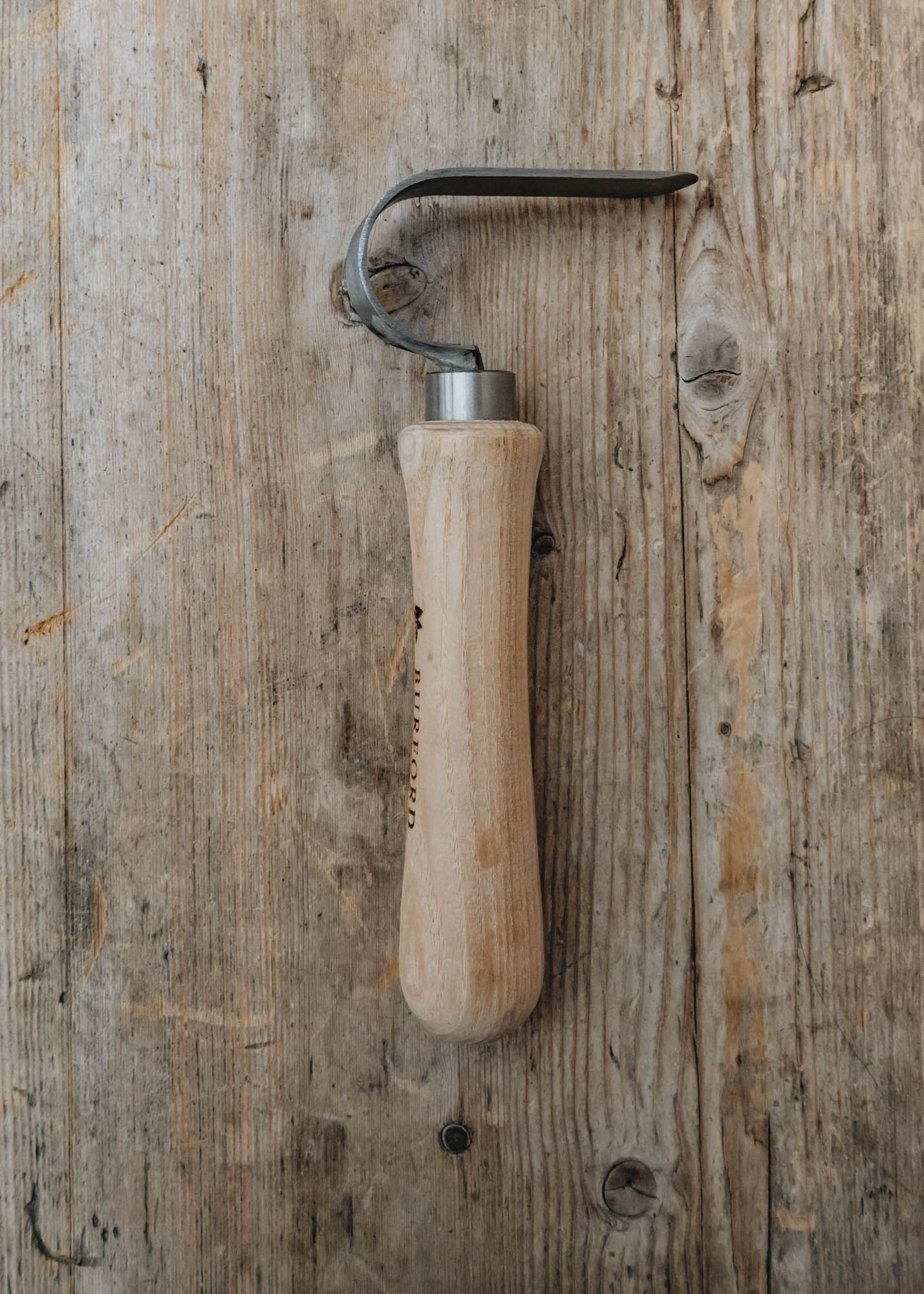 Sneeboer Weeding Finger with Ash Handle | Burford Garden Co.