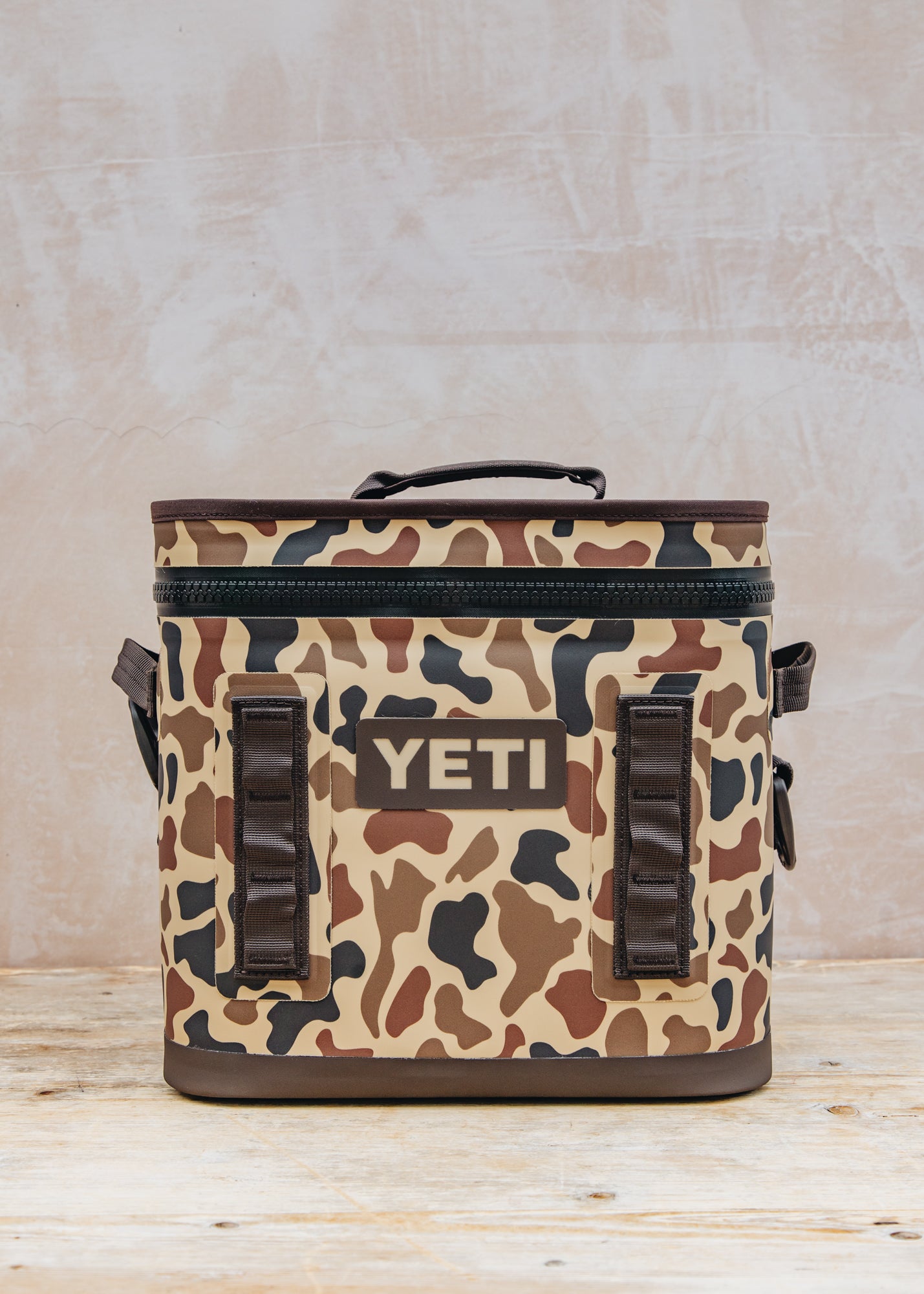 YETI Hopper Flip 12 Soft Cooler in Wetlands Camo – Burford Garden Co.