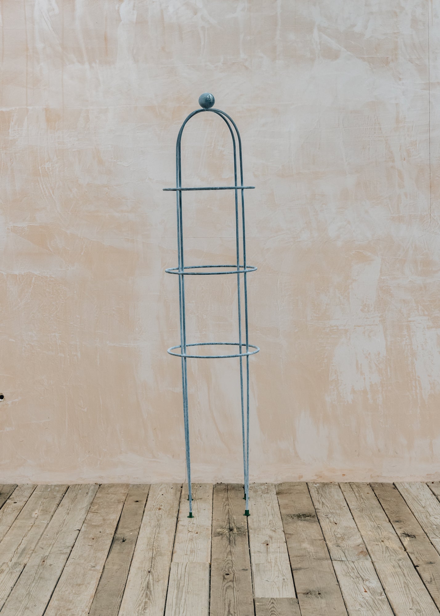 Medium Etched Round Column Obelisk | Burford Garden Co.