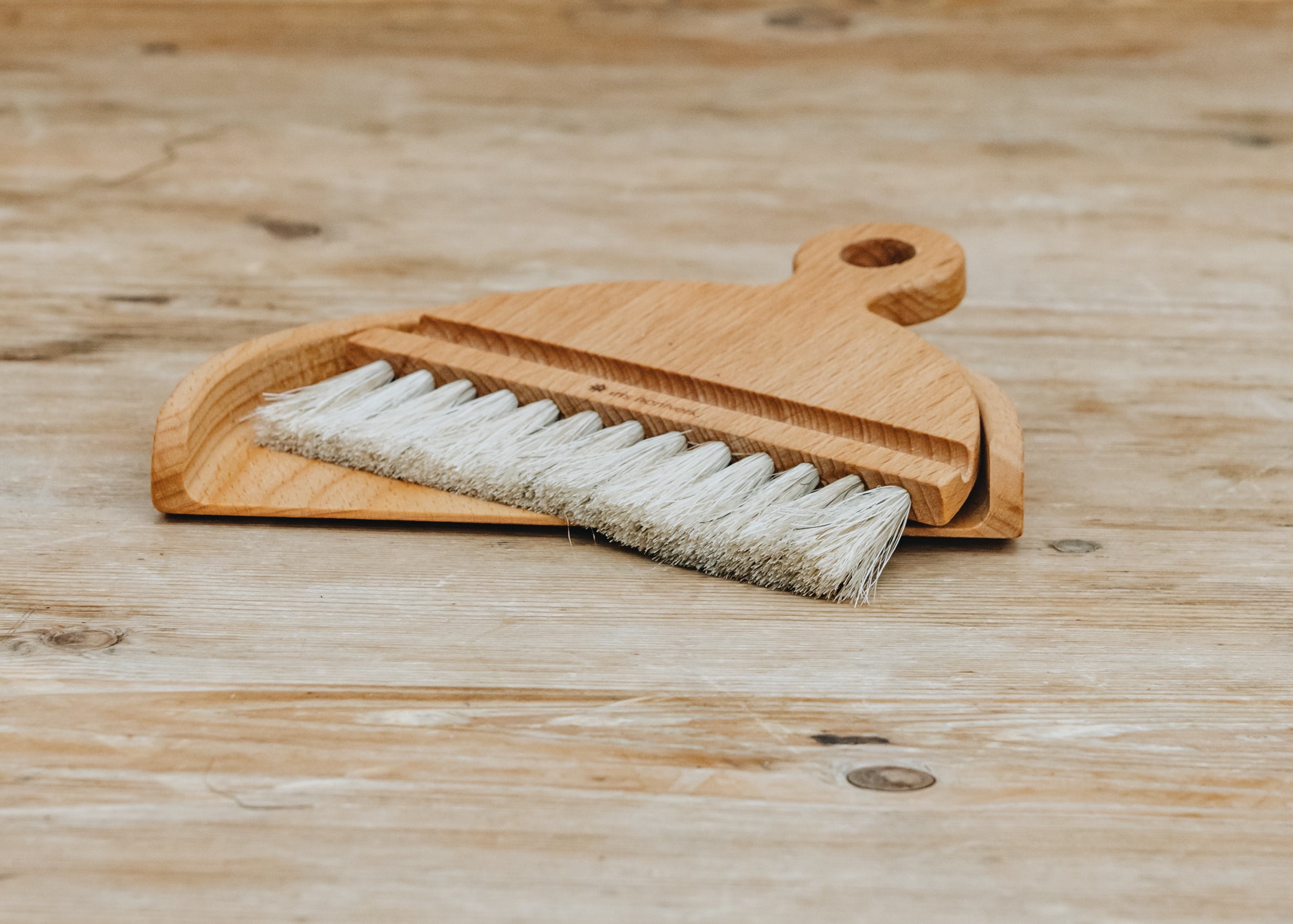 Iris Hantverk Table Brush Set – Burford Garden Co.